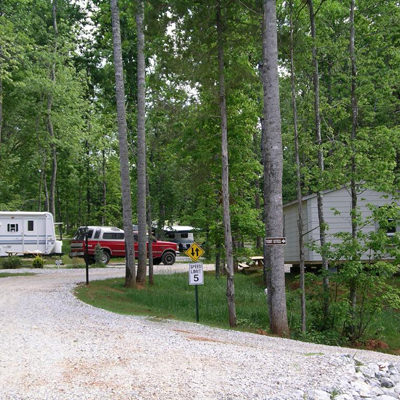 Four Paws Kingdom - Outdoors with Bear Grylls