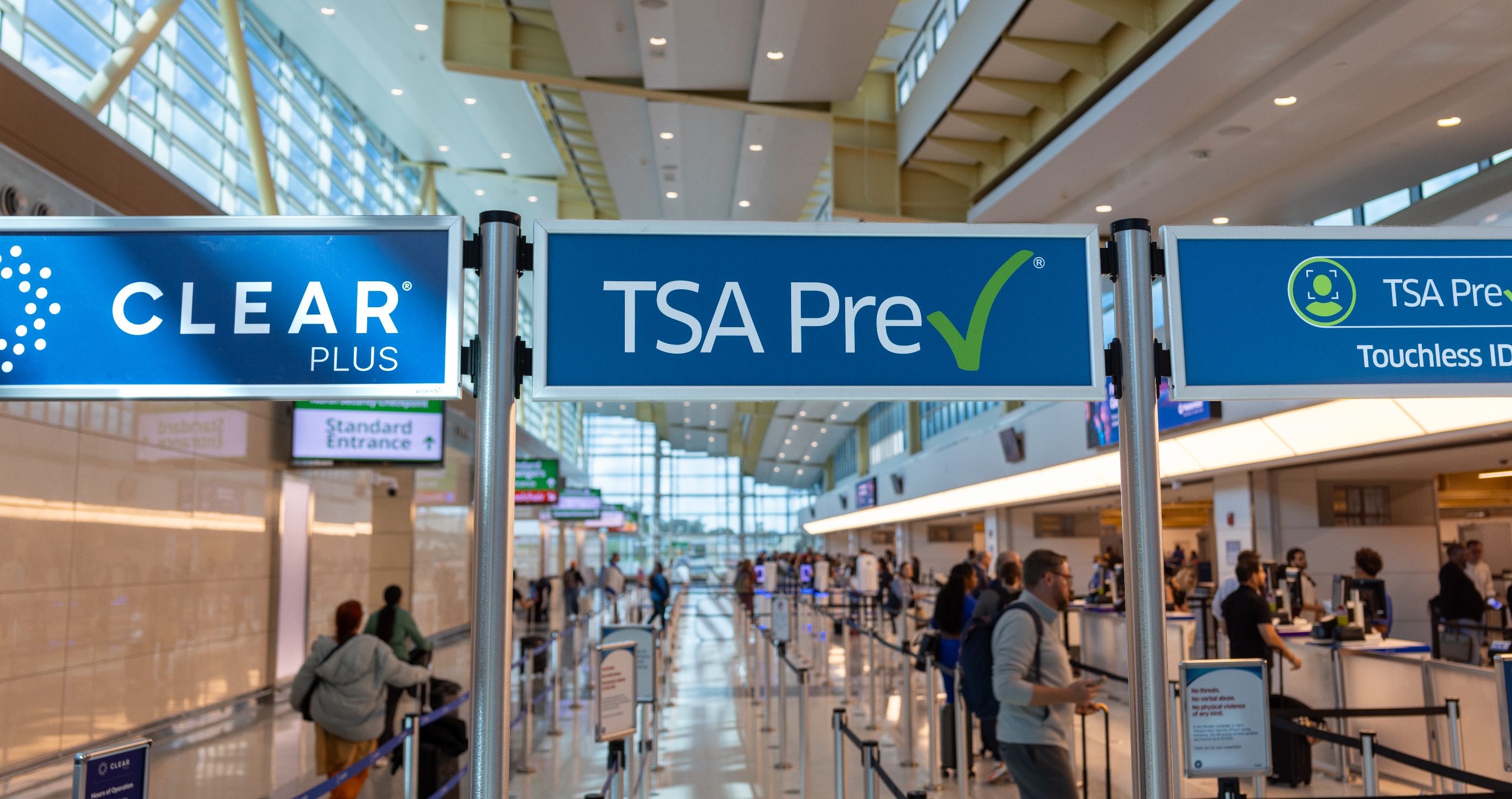 Travel Experts Share Tips On How To Deal With Increasing TSA Lines ...
